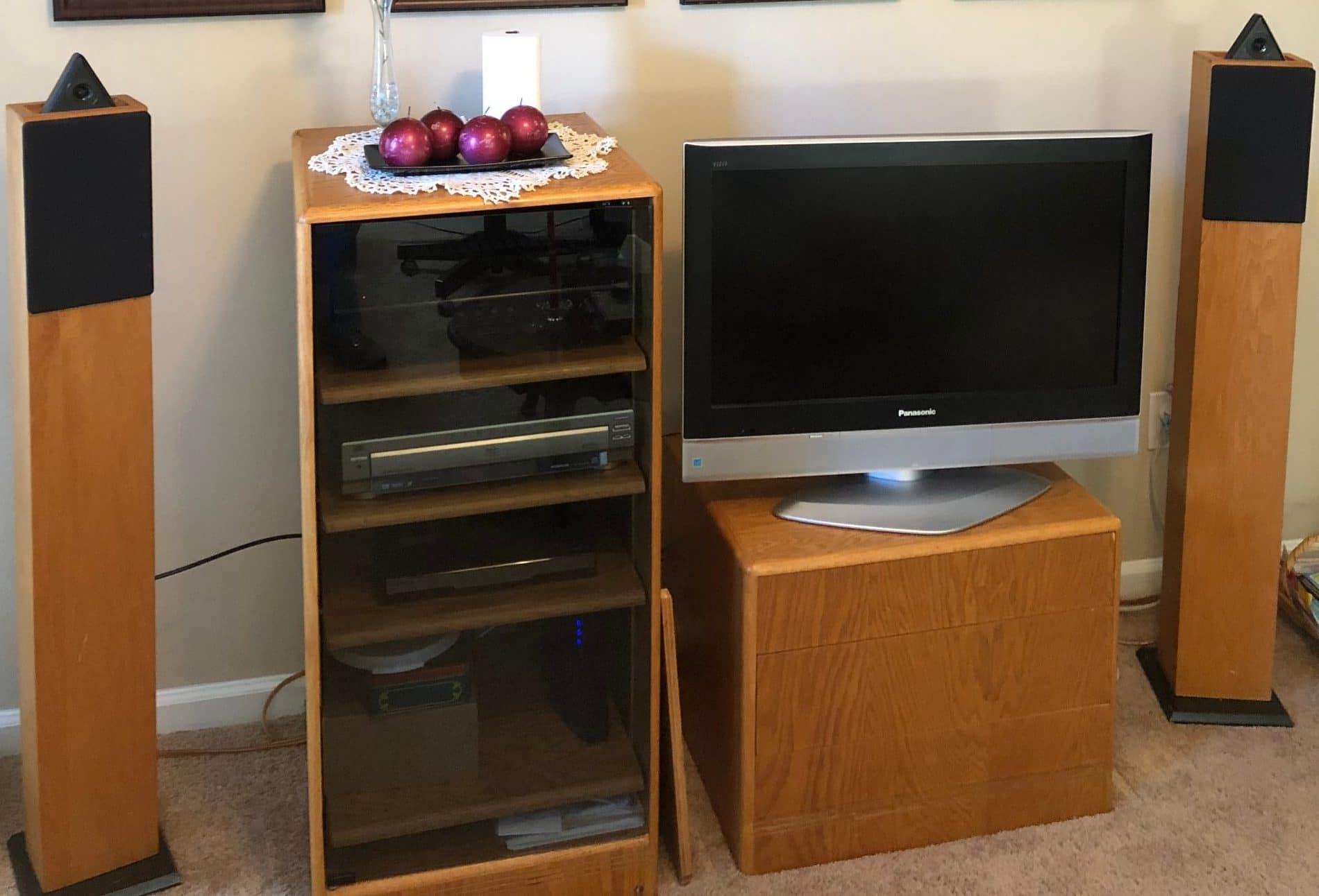 Stereo Cabinet & TV Stand - Woodworking by John LLC